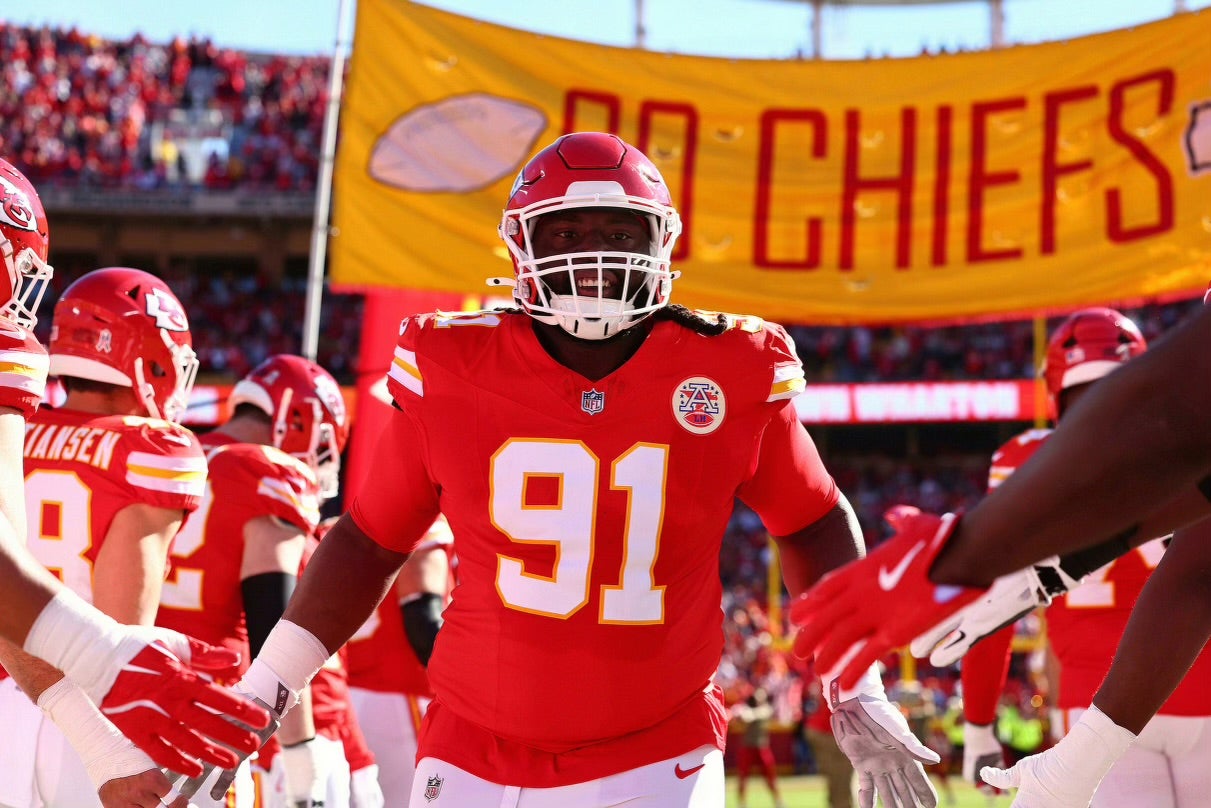 KC Chiefs star scores big off the field for homeless pets | Best ...