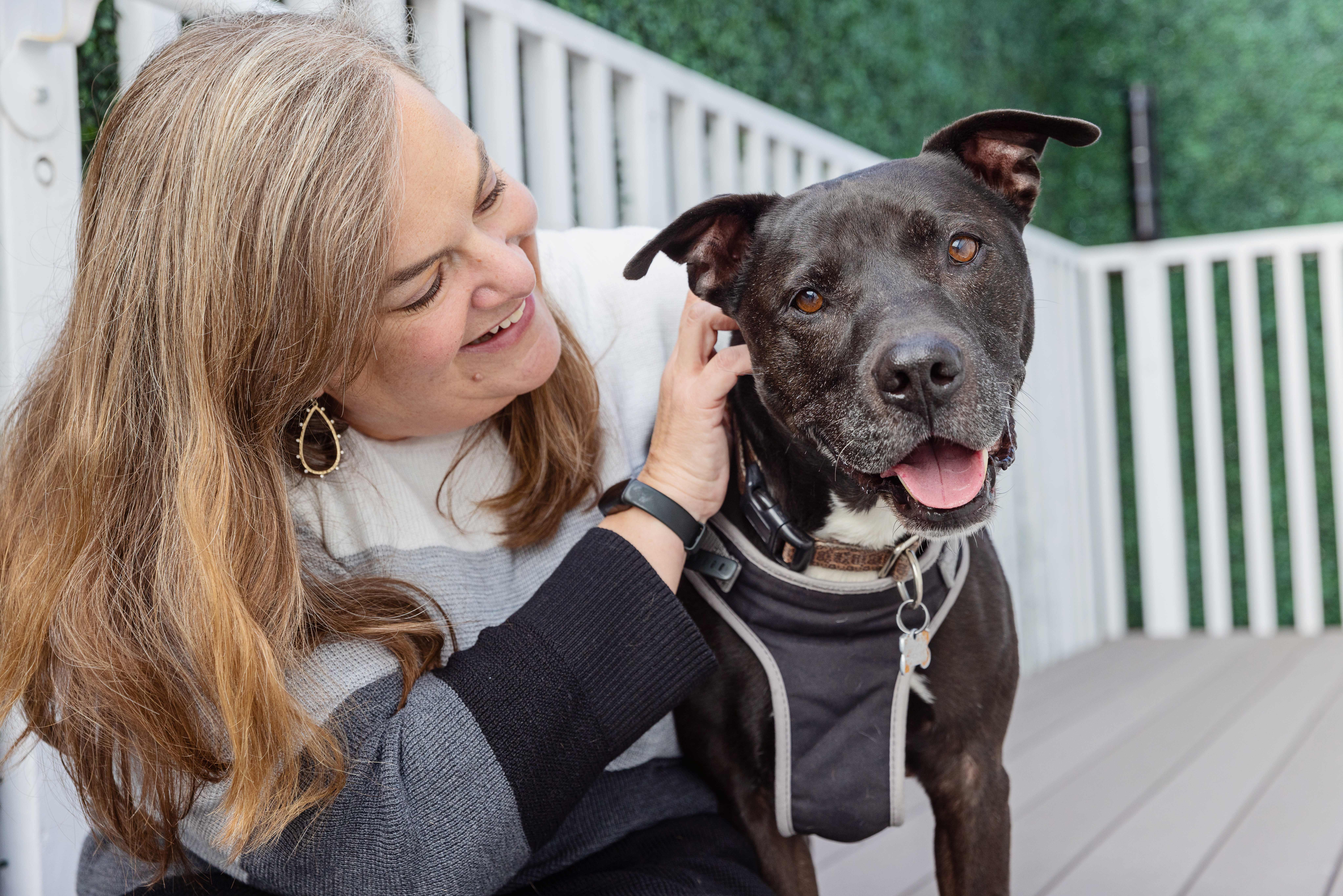 Faith leads a dog home | Best Friends Animal Society