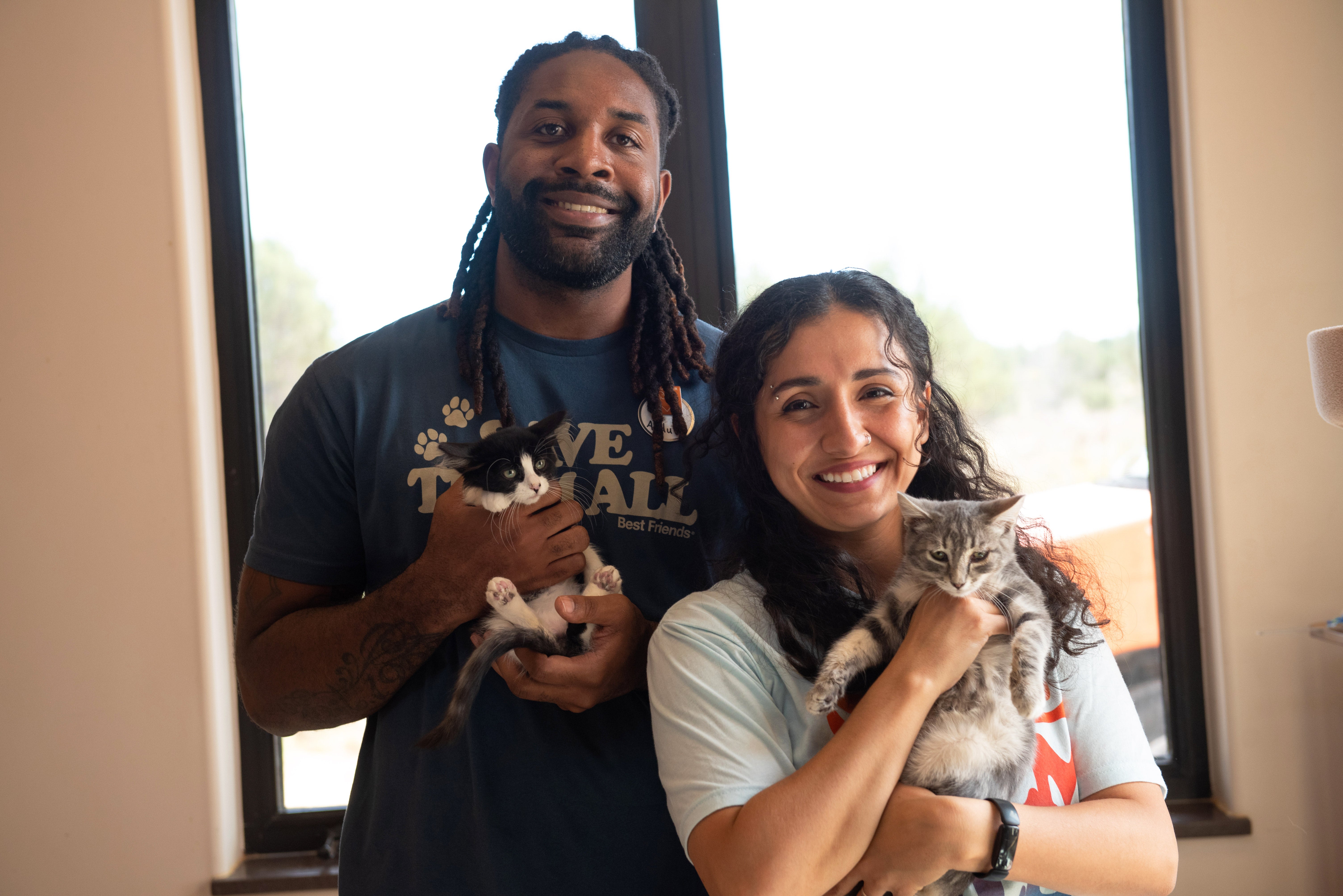 Saving kittens and raising awareness with social media | Best Friends ...
